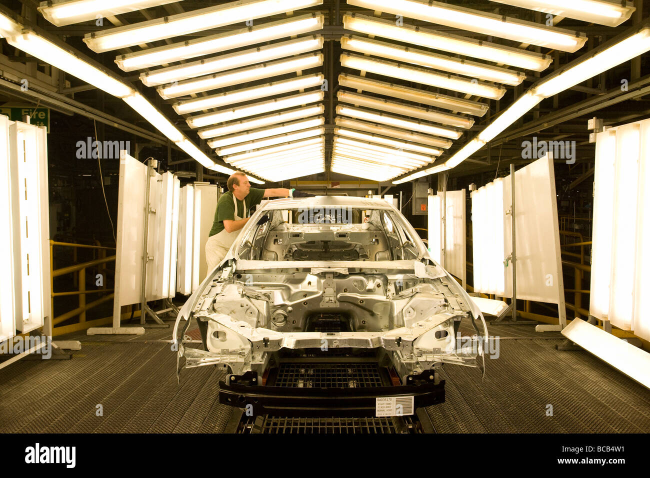 Car manufacturing hi-res stock photography and images - Alamy