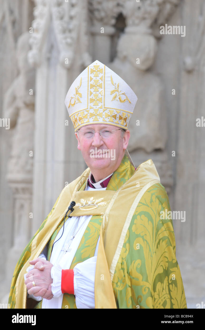 The Bishop of Exeter waiting for HRH the Duke of Edinburgh Stock Photo ...