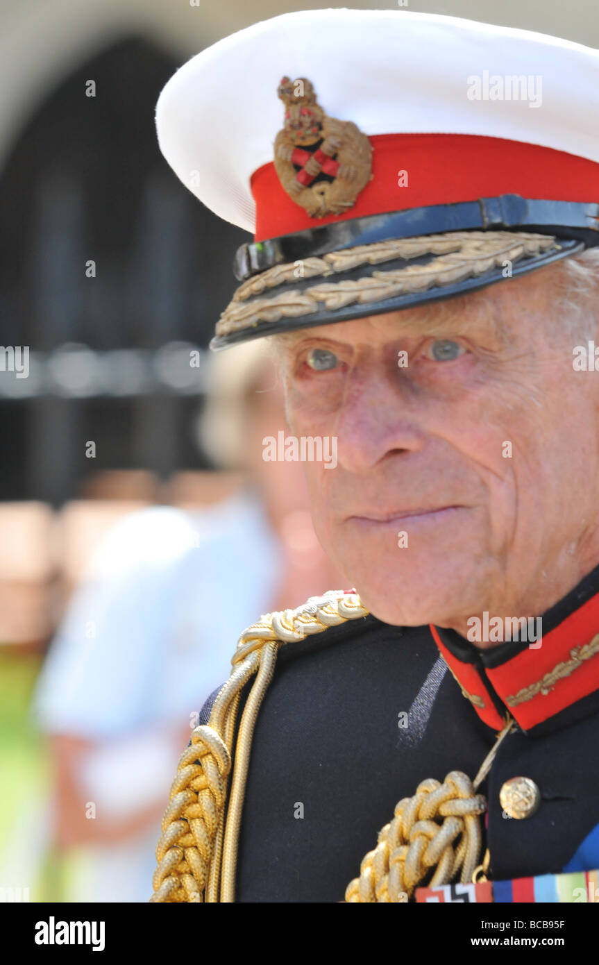 Duke of edinburgh uniform hi-res stock photography and images - Alamy
