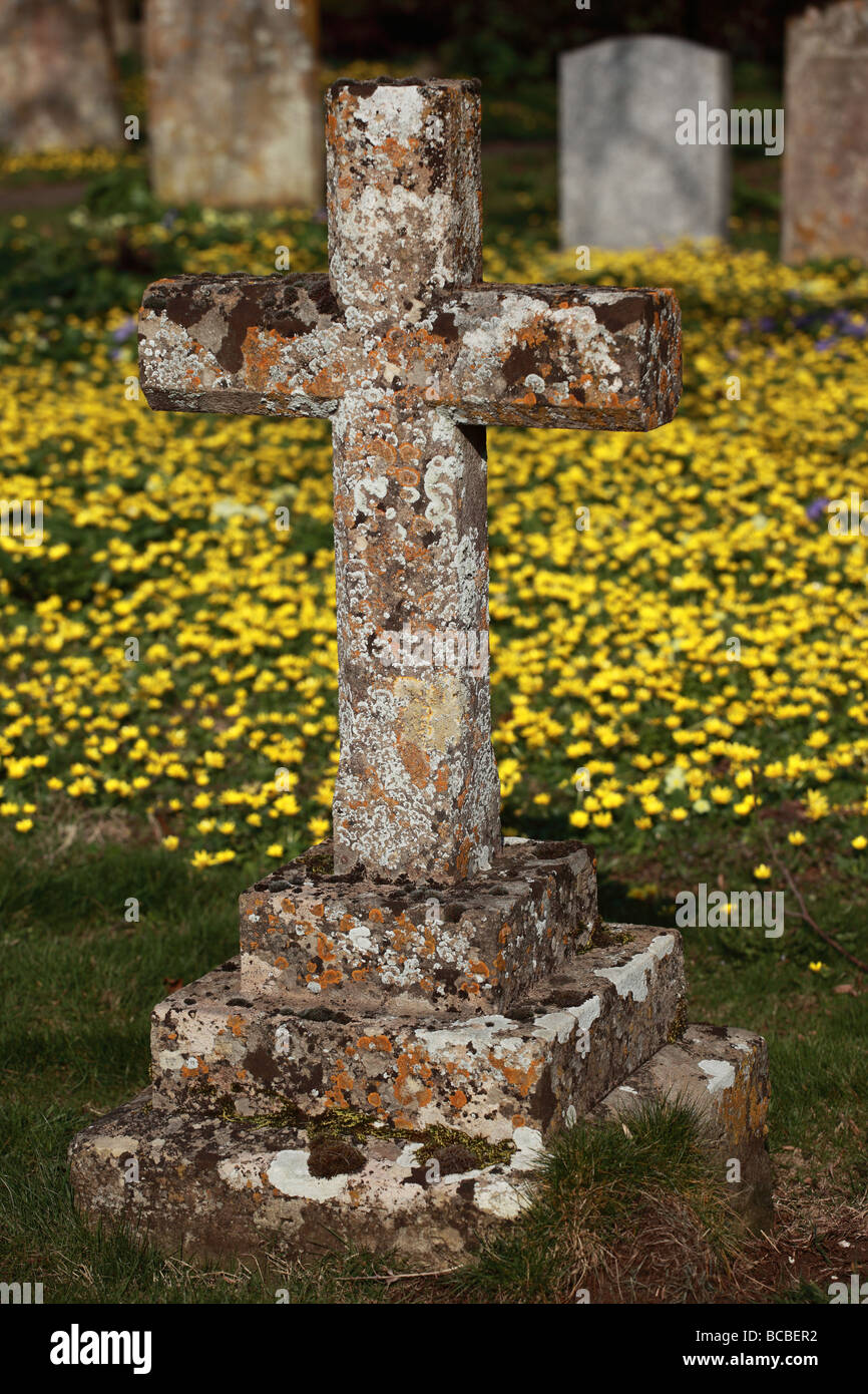 The holy cross church seend wiltshire hi-res stock photography and ...