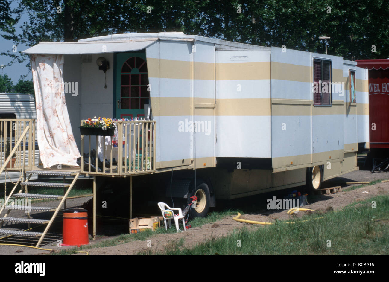 Gipsy caravan hi-res stock photography and images - Alamy