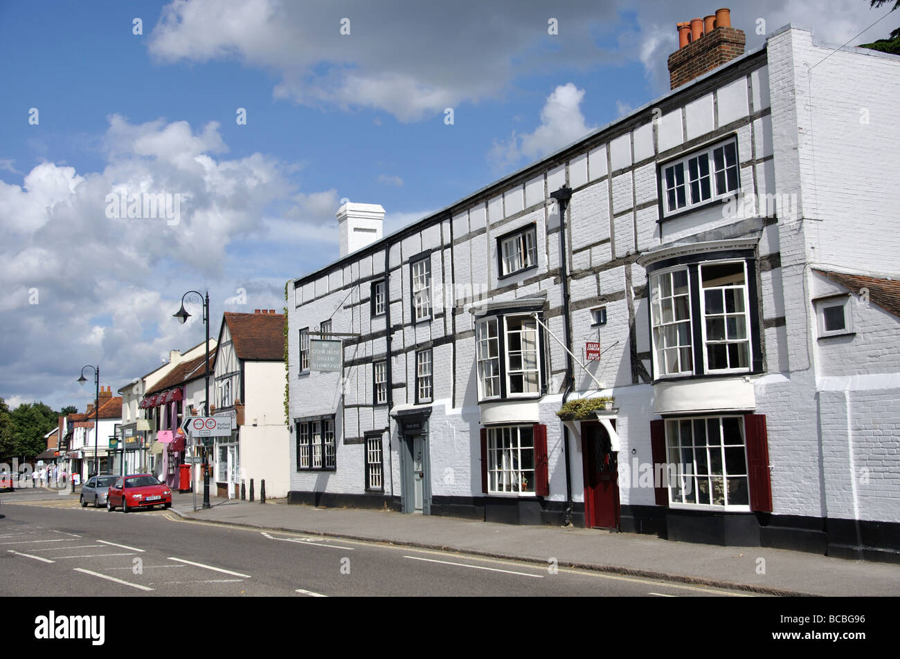 Surrey villages hi-res stock photography and images - Alamy