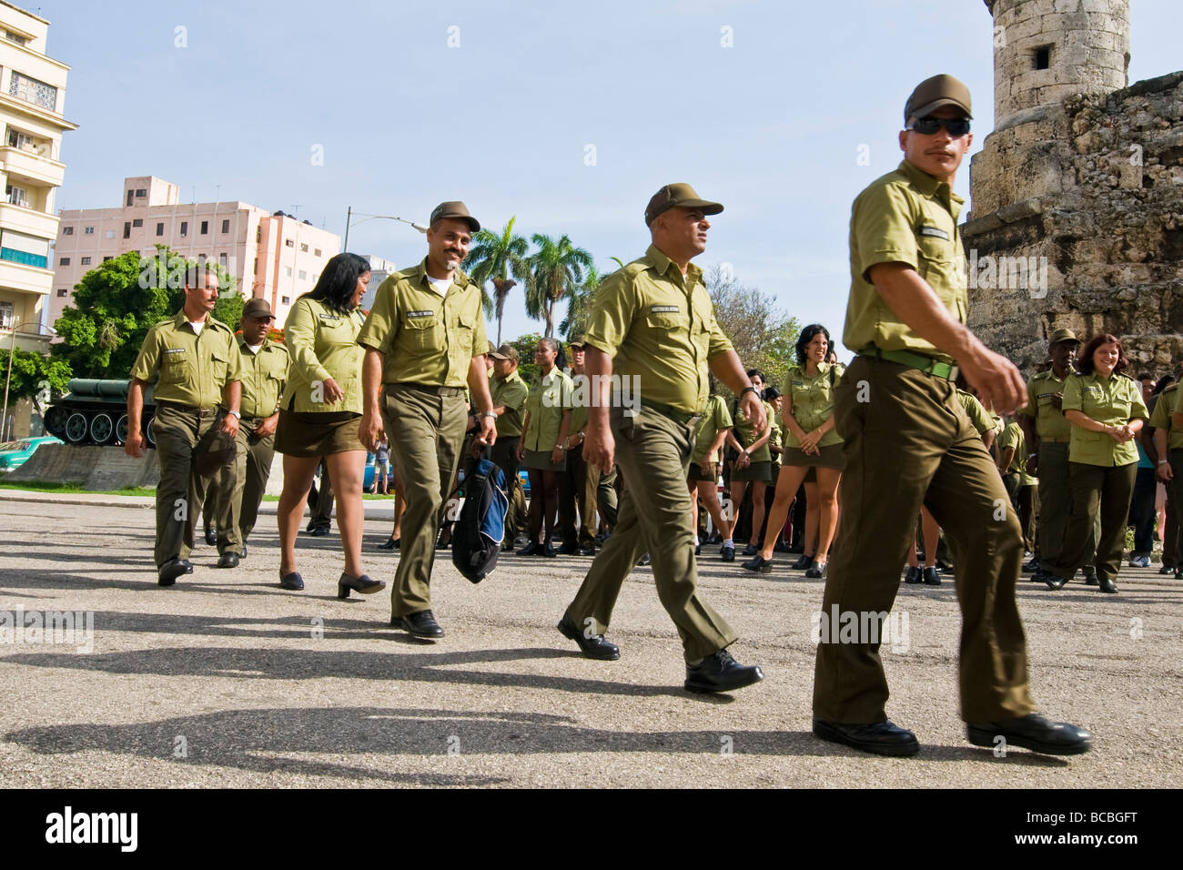cuba havana cuban soldiers Stock Photo - Alamy