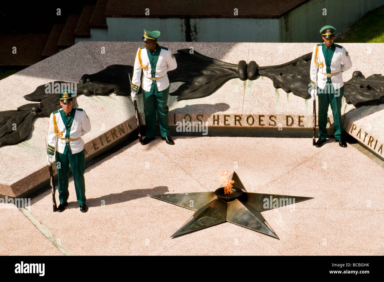 cuba havana cuban soldiers memorial granma Stock Photo - Alamy