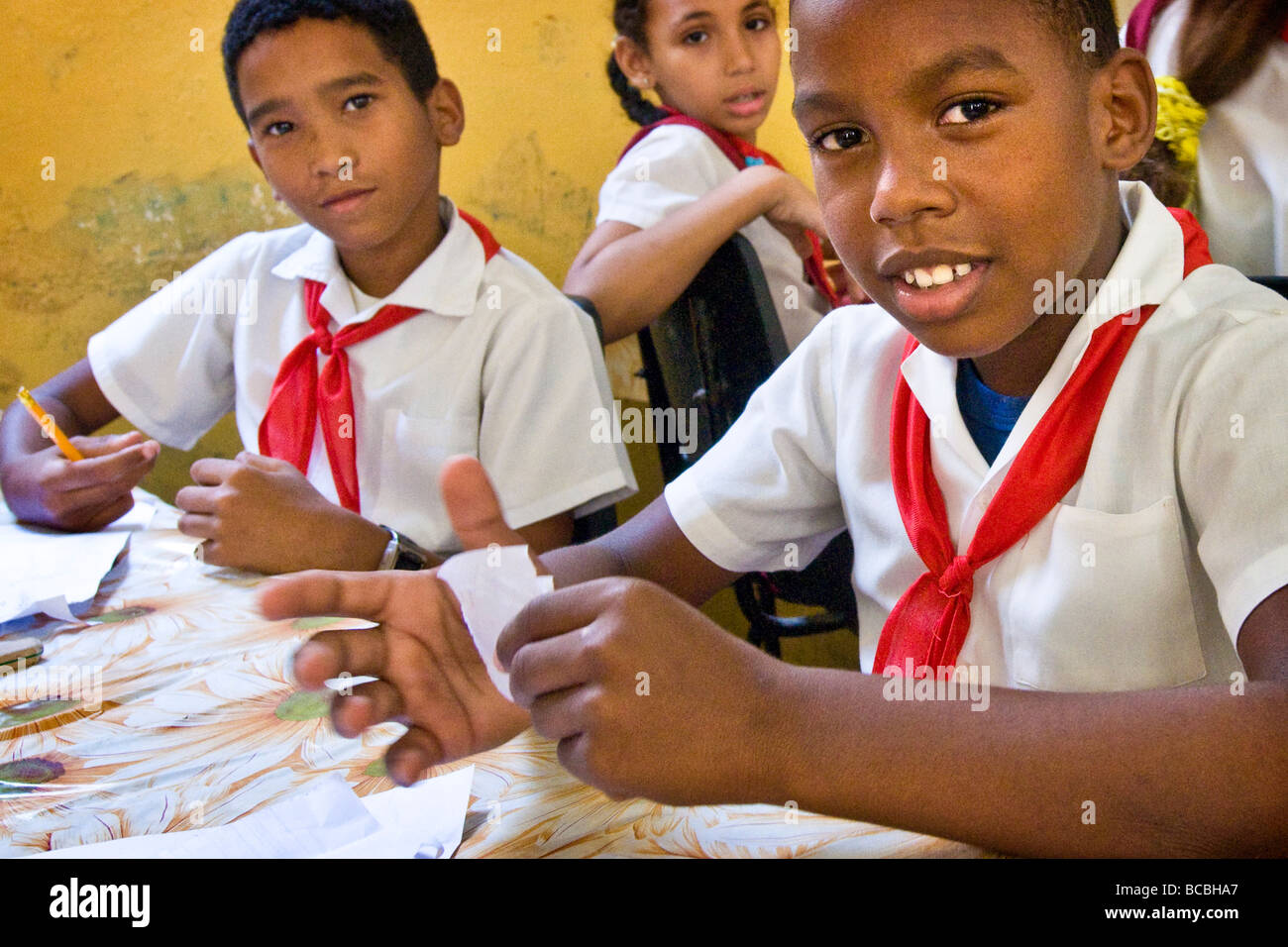 cuba havana lunch time in the school Stock Photo - Alamy