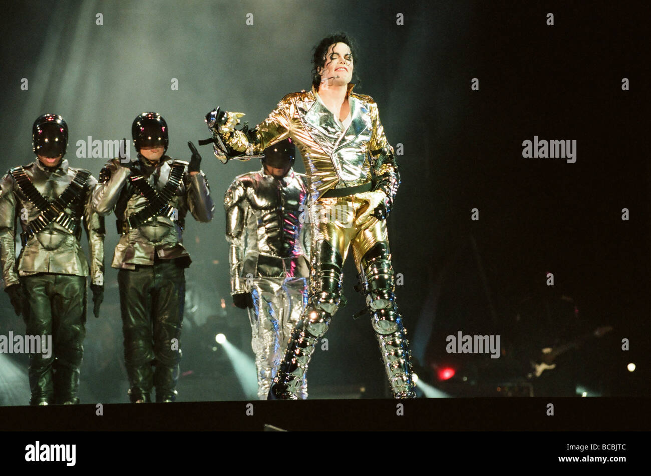 Michael jackson 1996 hi-res stock photography and images - Alamy