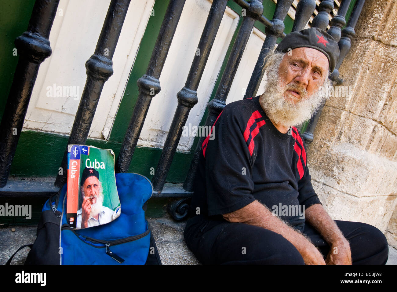 Elder cuban man portrait hi-res stock photography and images - Alamy