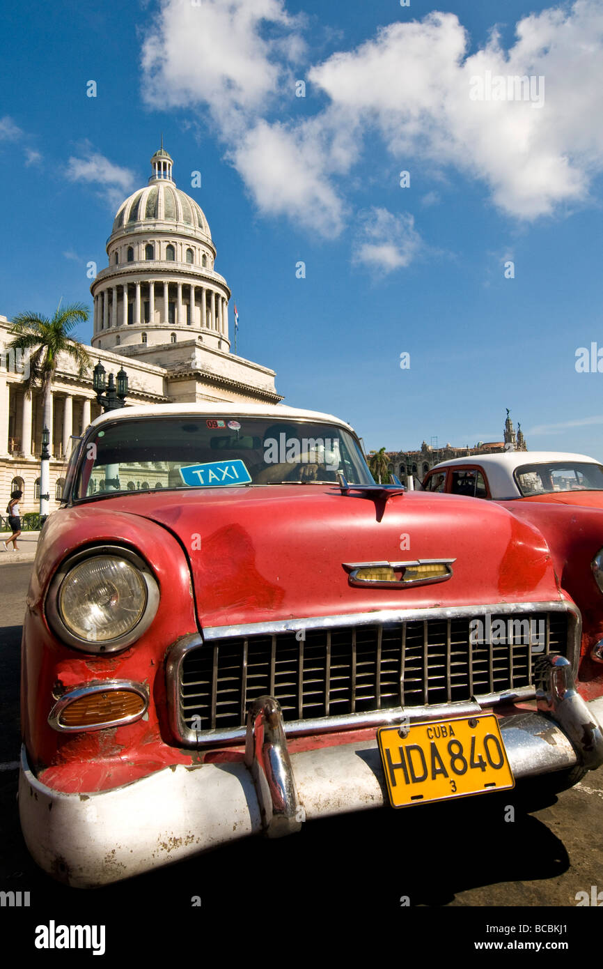 cuba havana capitolio Stock Photo - Alamy