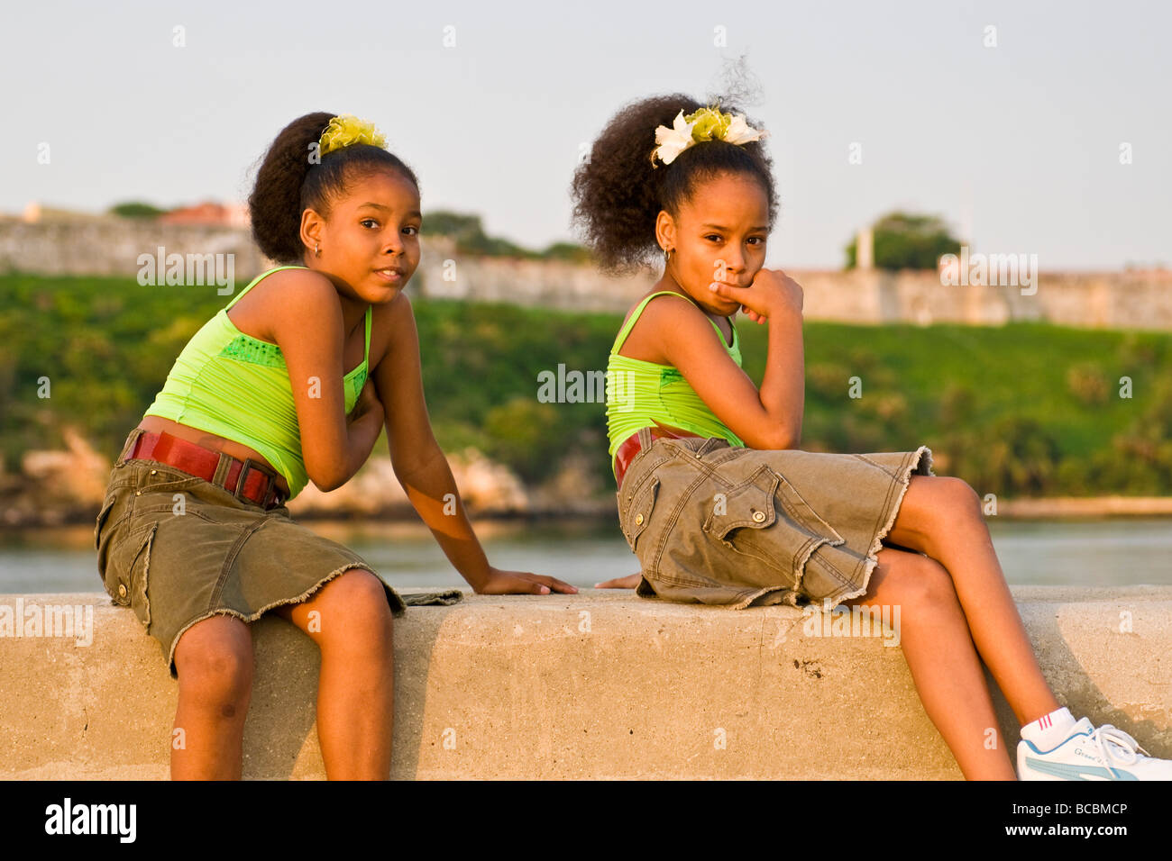 cuba havana girls Stock Photo - Alamy