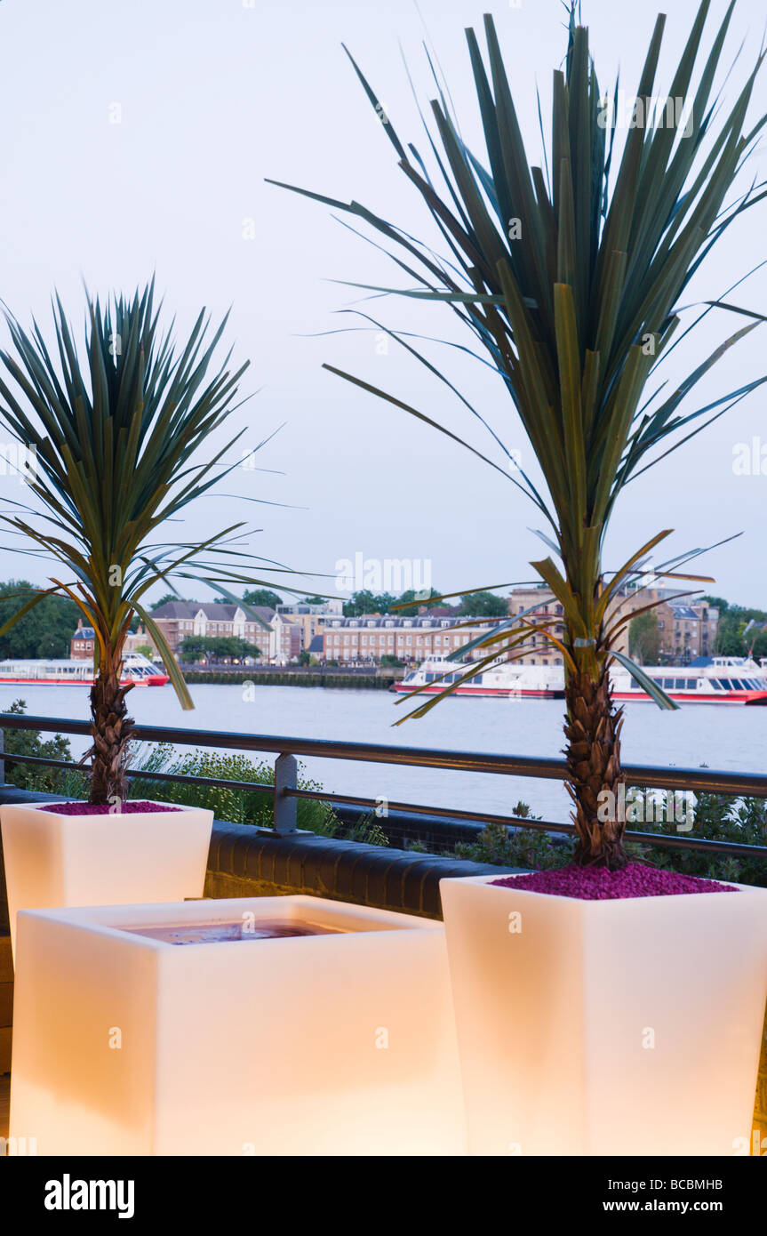 modern decked terrace on the river thames Stock Photo - Alamy