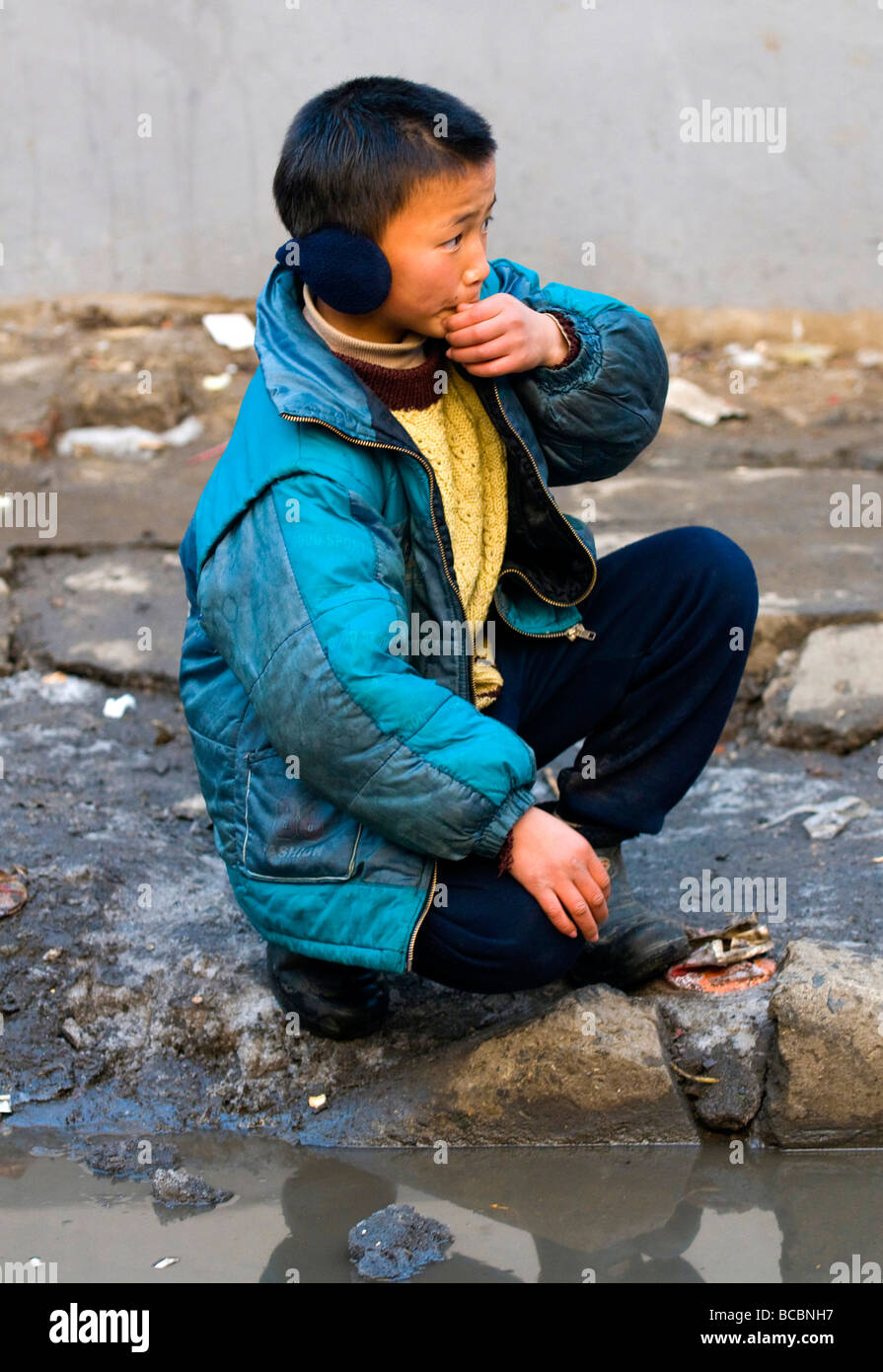 Chinese child travel portrait hi-res stock photography and images - Alamy