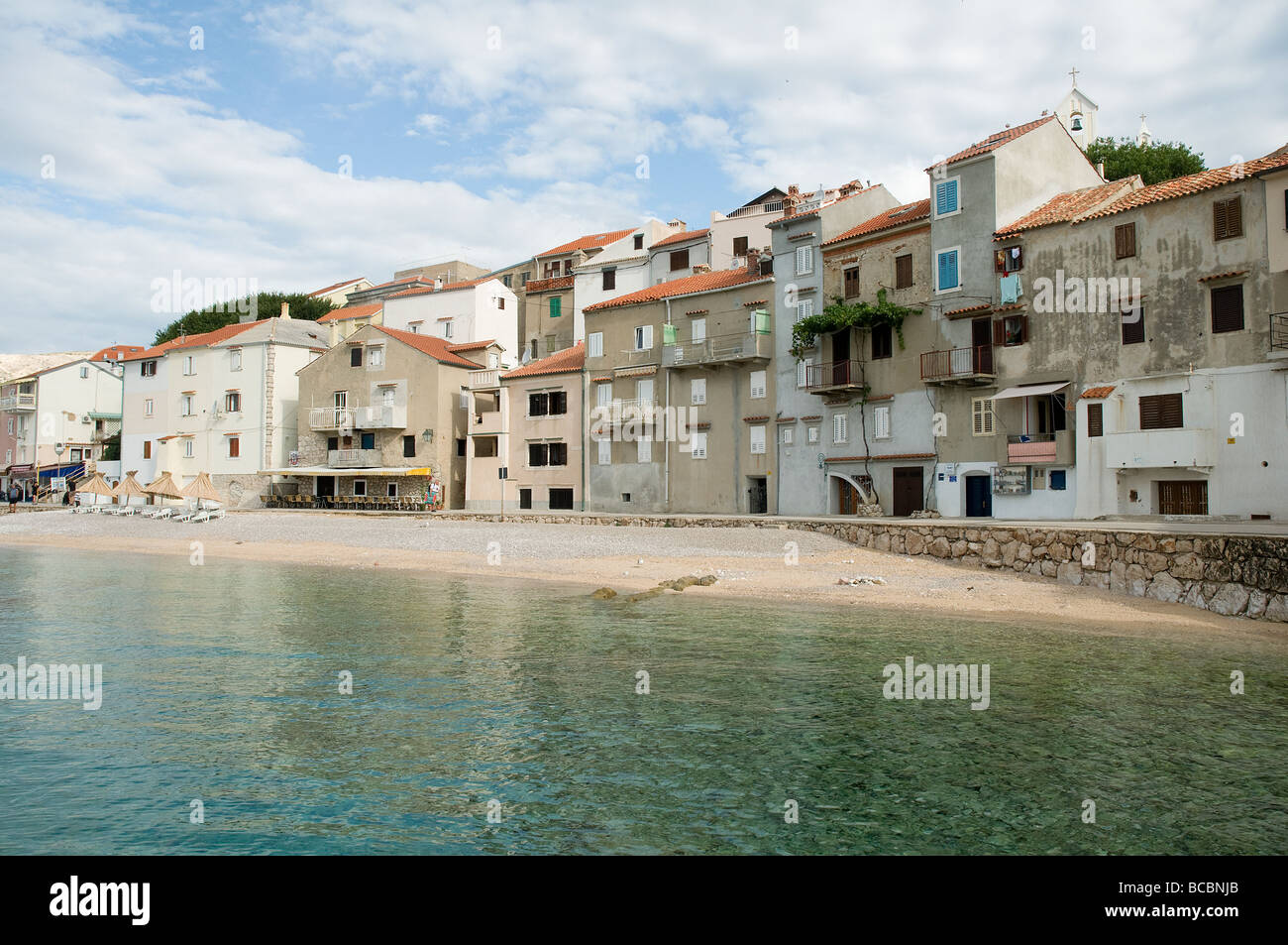 Destination destinations place places outdoor outdoors cityscape ...