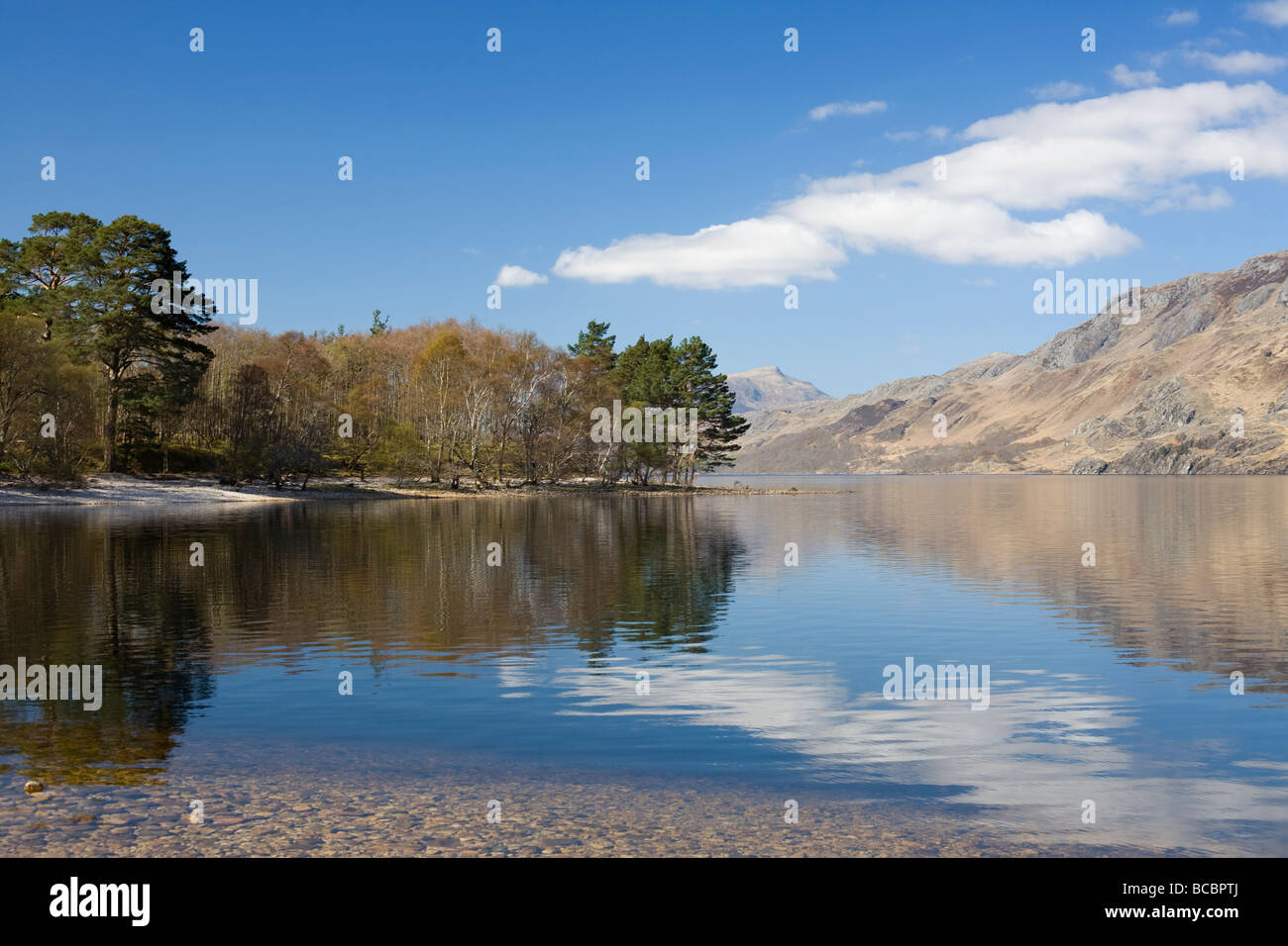 Loch maree hi-res stock photography and images - Alamy