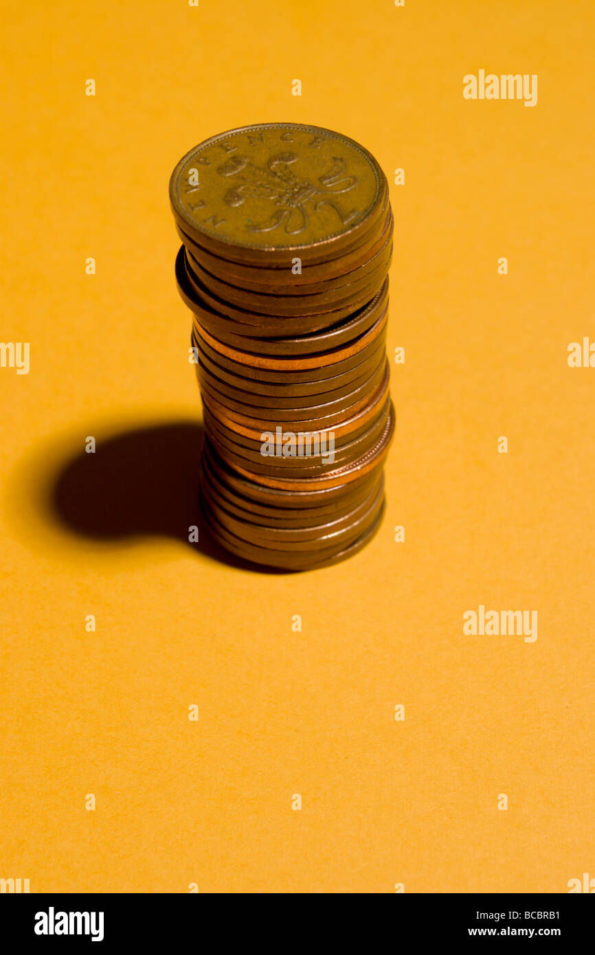 A pile of copper coins Stock Photo - Alamy