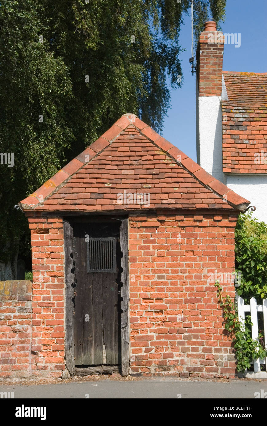 Old lock up gaol prison hi-res stock photography and images - Alamy