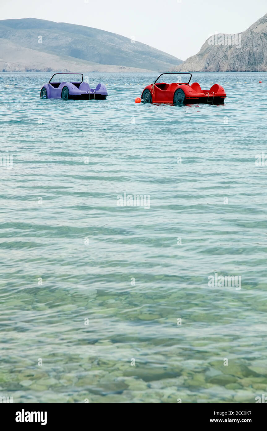 Pedal paddle boats hi-res stock photography and images - Alamy