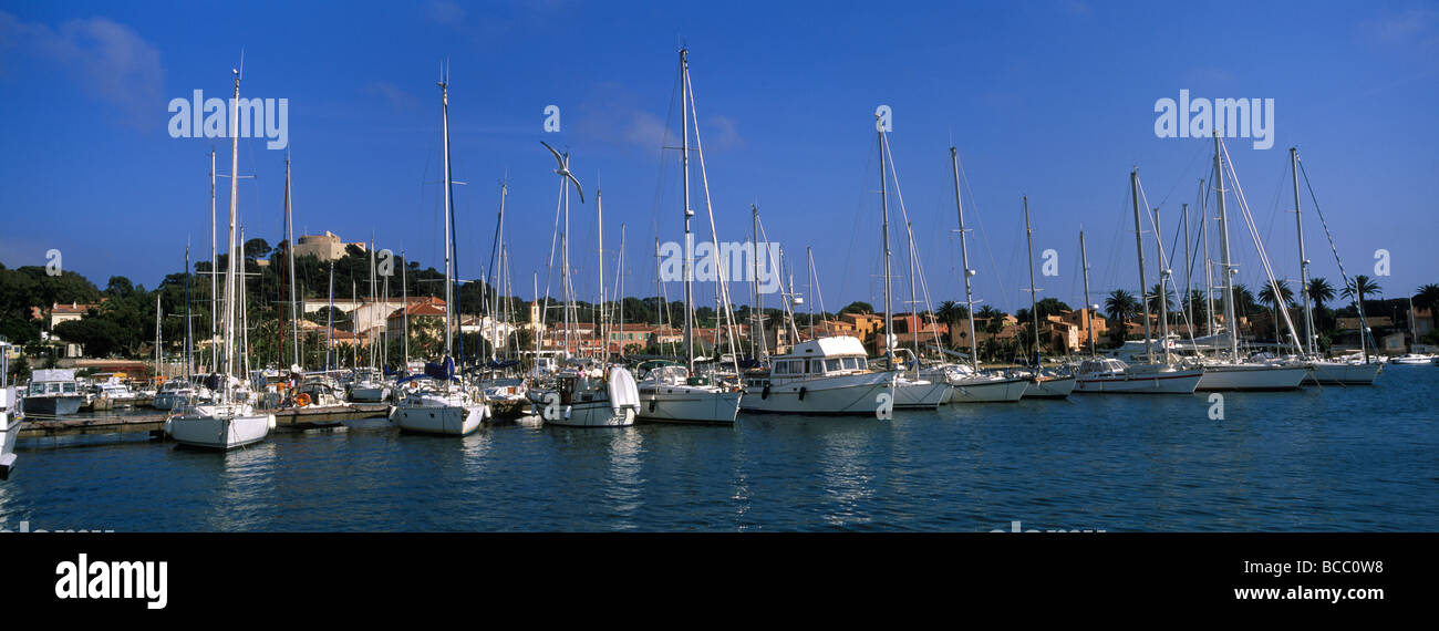 France, Var,Ile de Porquerolles, village, harbour and Sainte Agathe ... France, Var,Ile de Porquerolles, village, harbour and Sainte Agathe ...