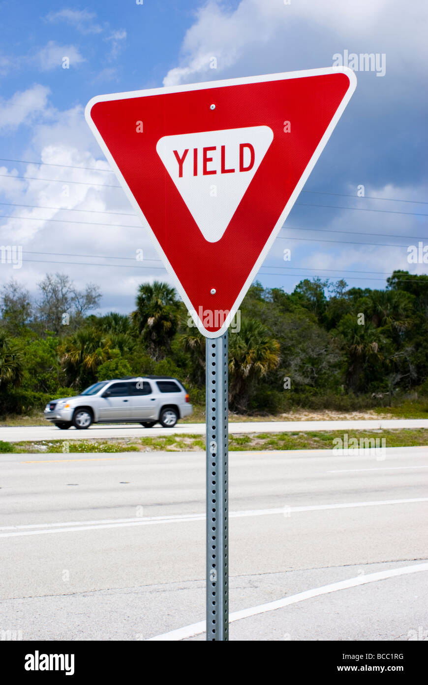 American yield road sign on NASA causeway, Florida Stock Photo - Alamy