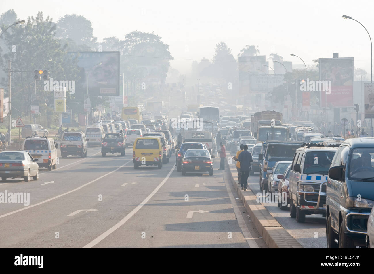 streets of kampala uganda Stock Photo - Alamy