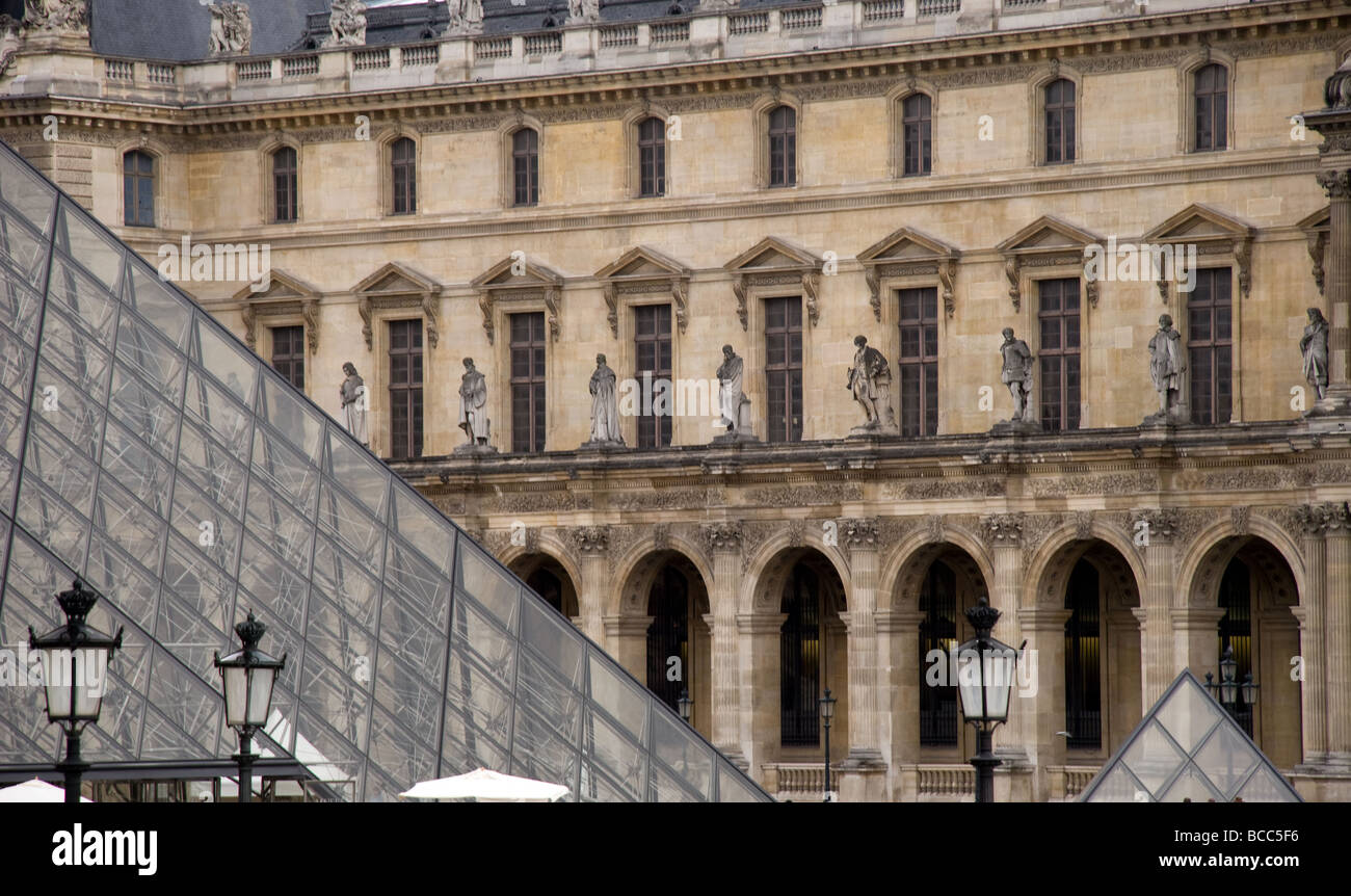 Louvre courtyard hi-res stock photography and images - Alamy