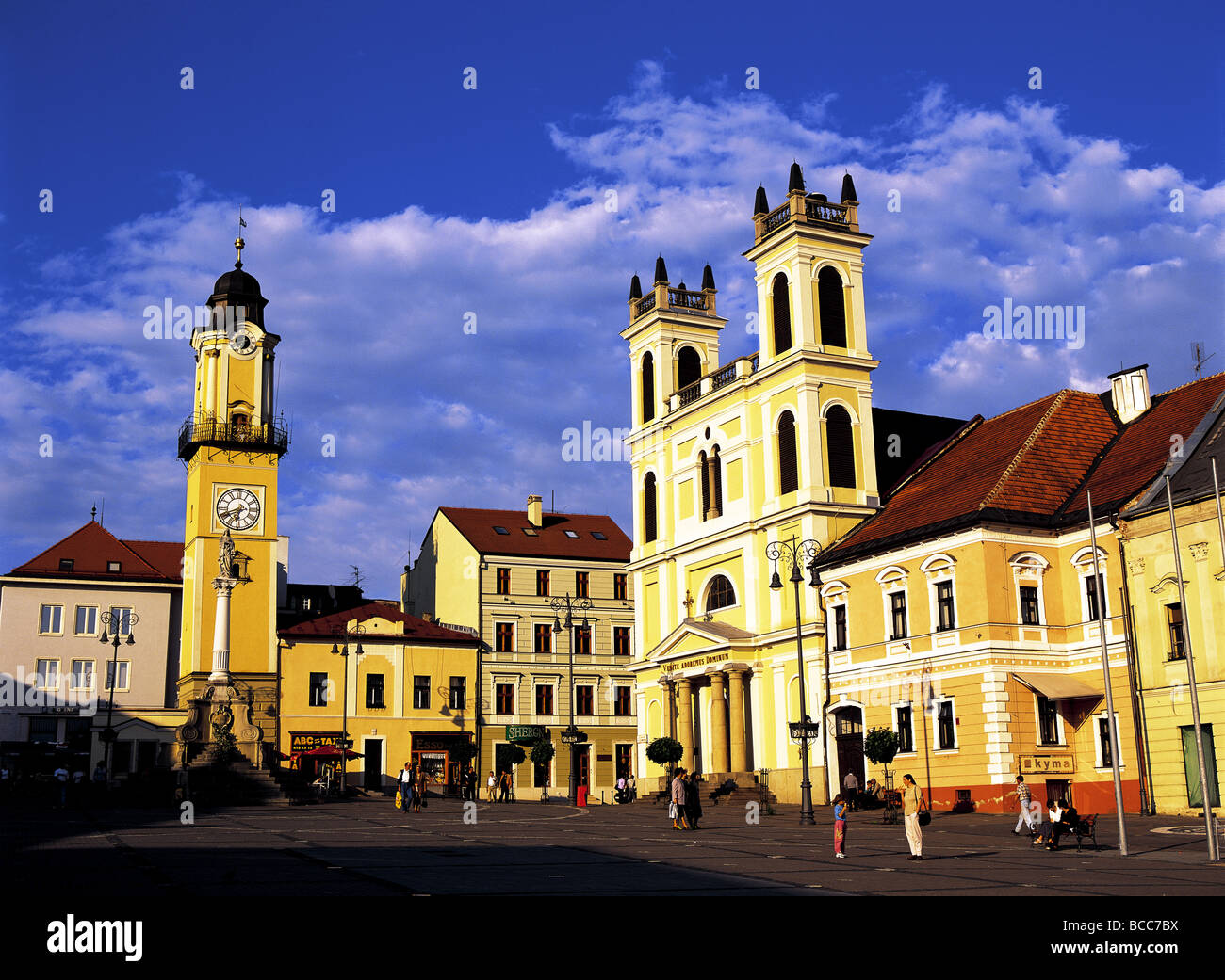 Snp square hi-res stock photography and images - Alamy