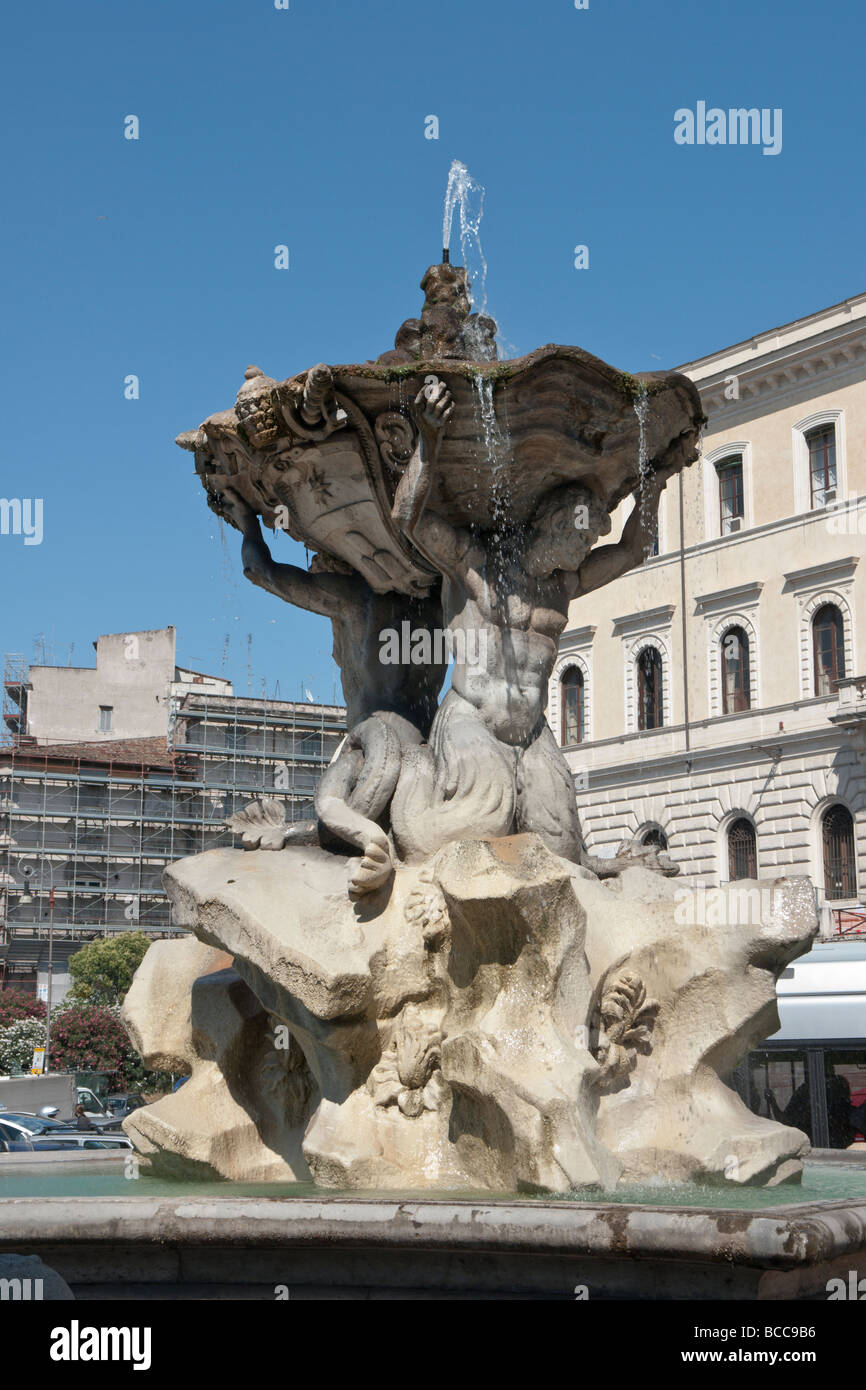 Fontana dei tritoni hi-res stock photography and images - Alamy