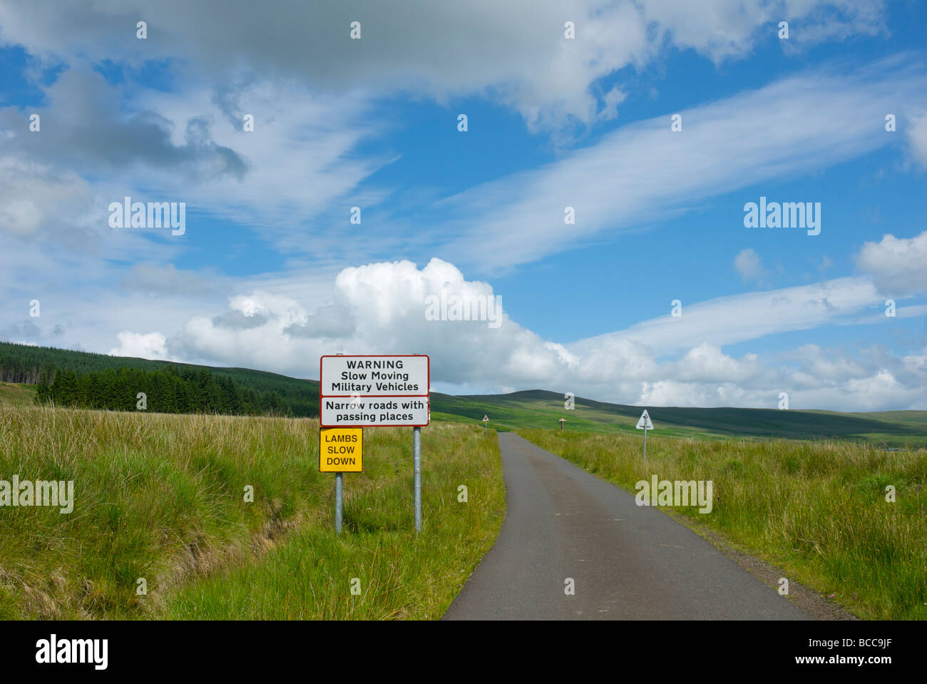 Military road sign hi-res stock photography and images - Alamy