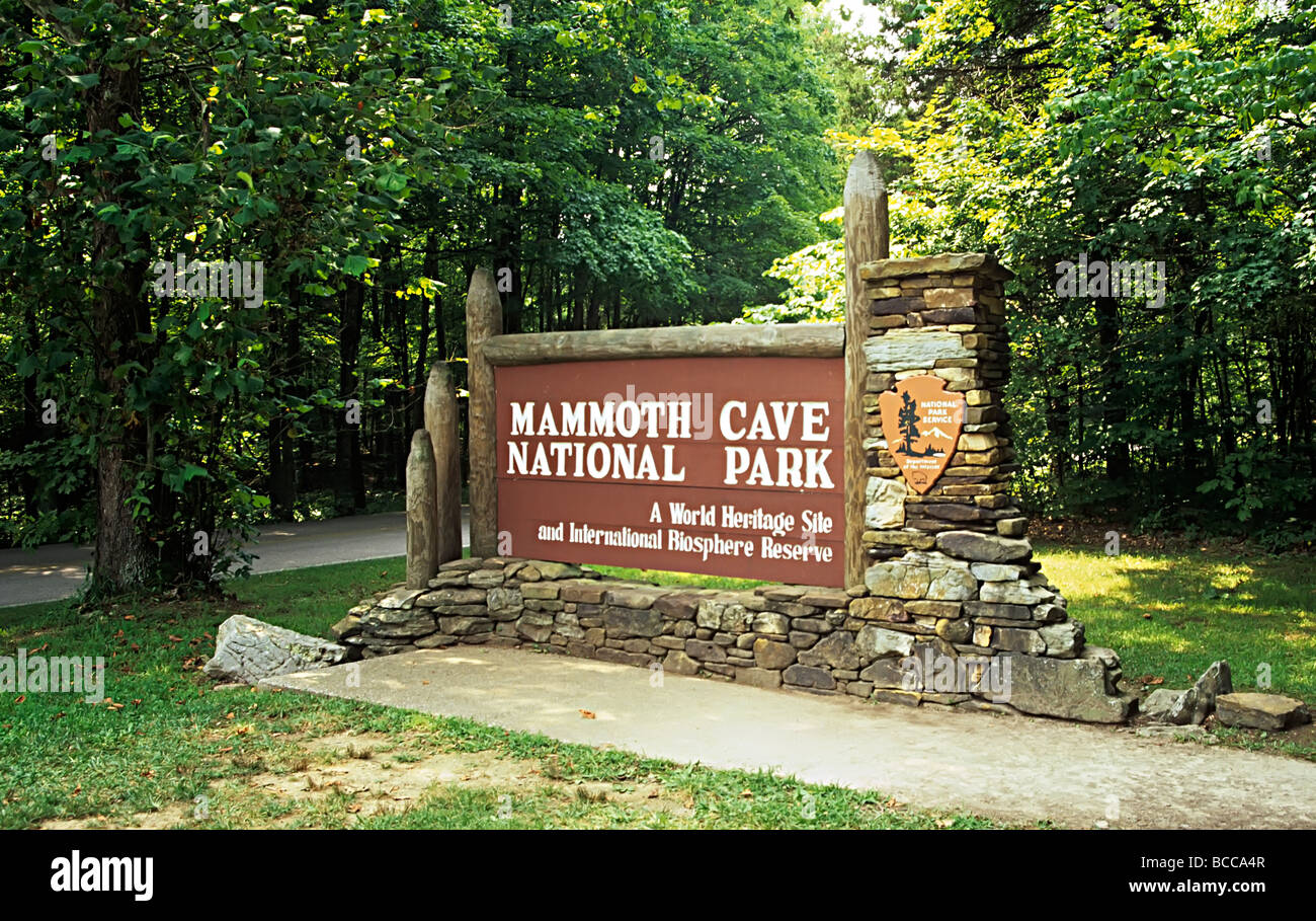 Mammoth cave national park entrance hi-res stock photography and images ...
