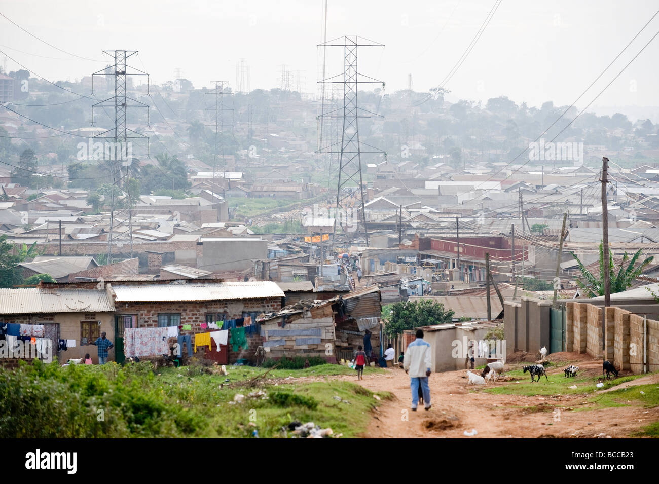 General shot of Kamwockya slum Kampala Uganda Stock Photo - Alamy
