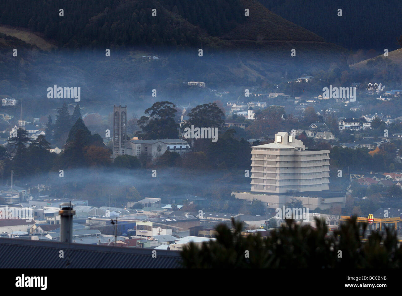 Pall of smog hi-res stock photography and images - Alamy