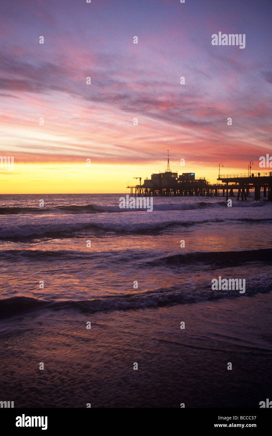Sunset pacific beach pier hi-res stock photography and images - Alamy