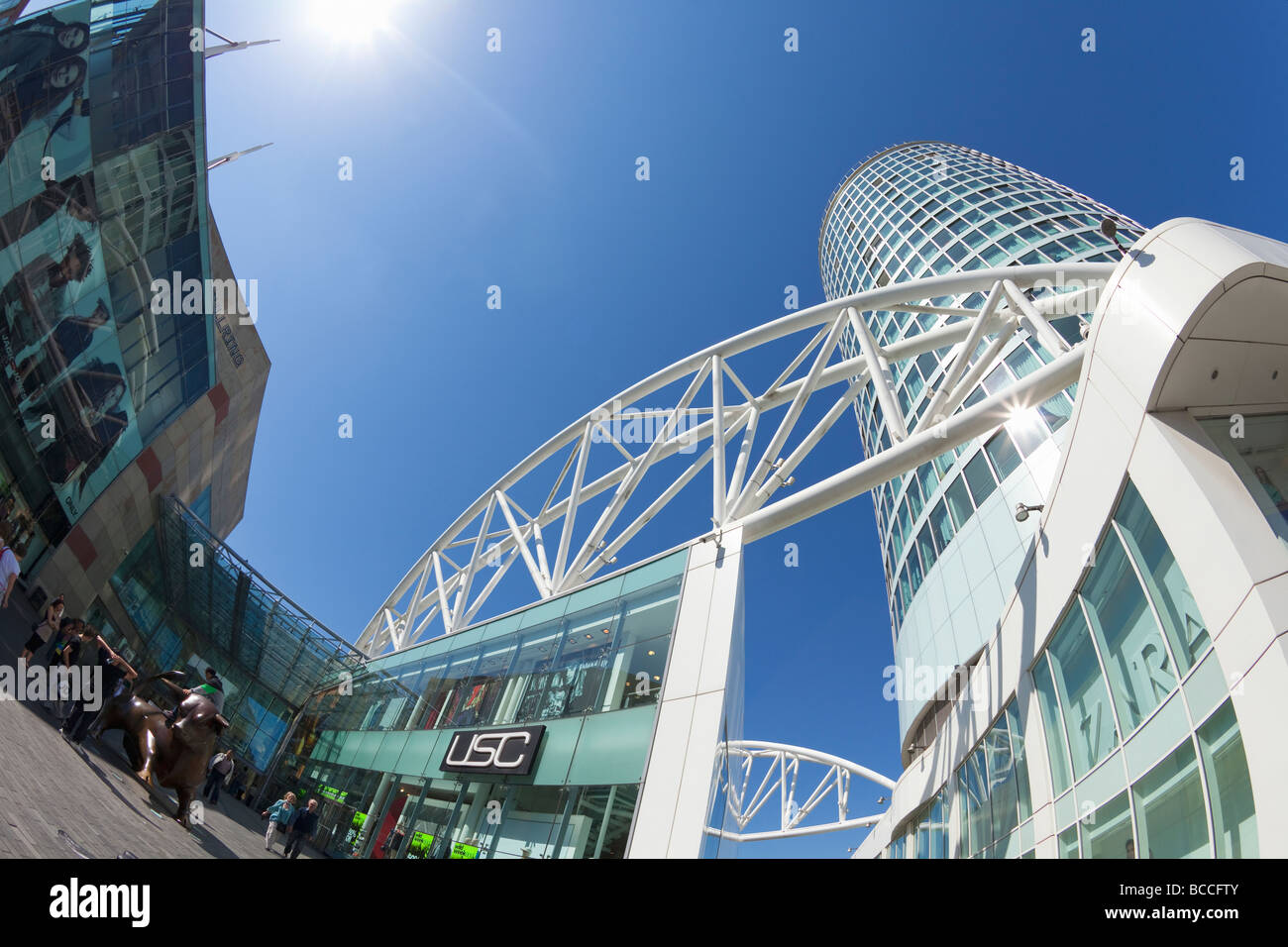 Bronze bull statue and Rotunda Building in Birmingham Bullring West ...