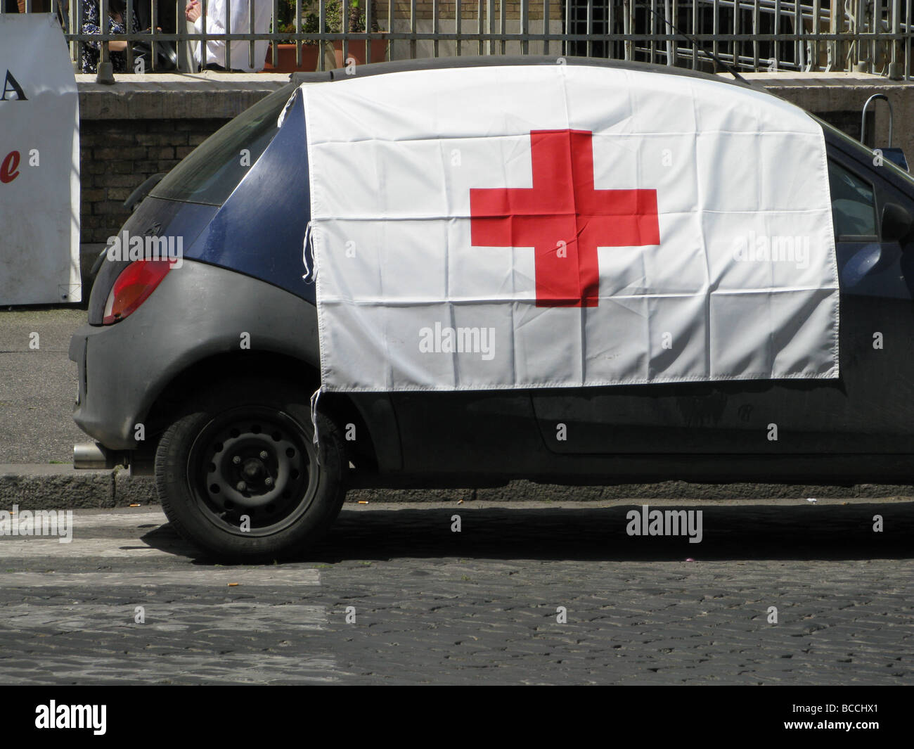 Hospital door red cross hi-res stock photography and images - Alamy