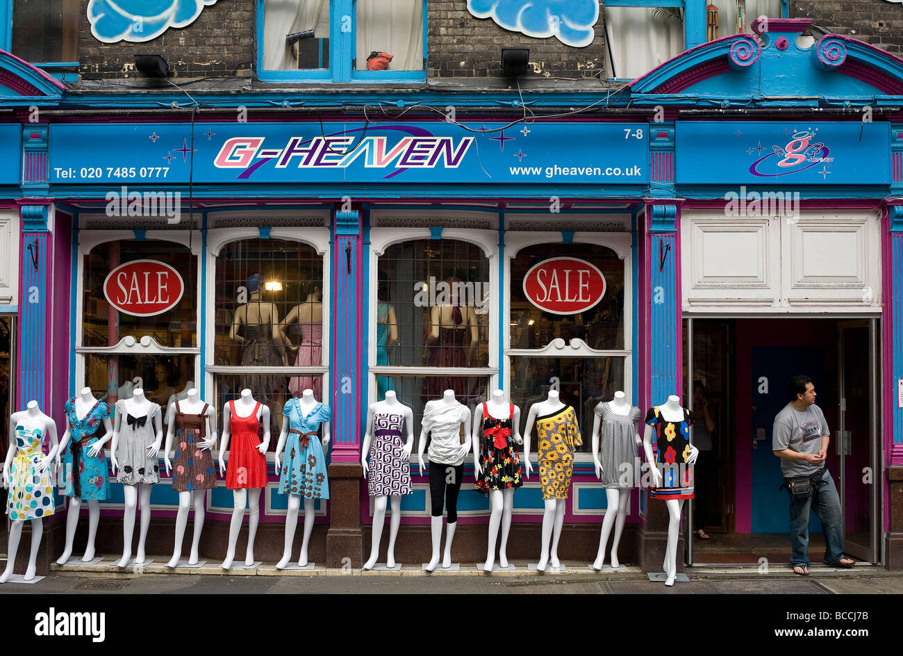 Clothes street london hi-res stock photography and images - Alamy