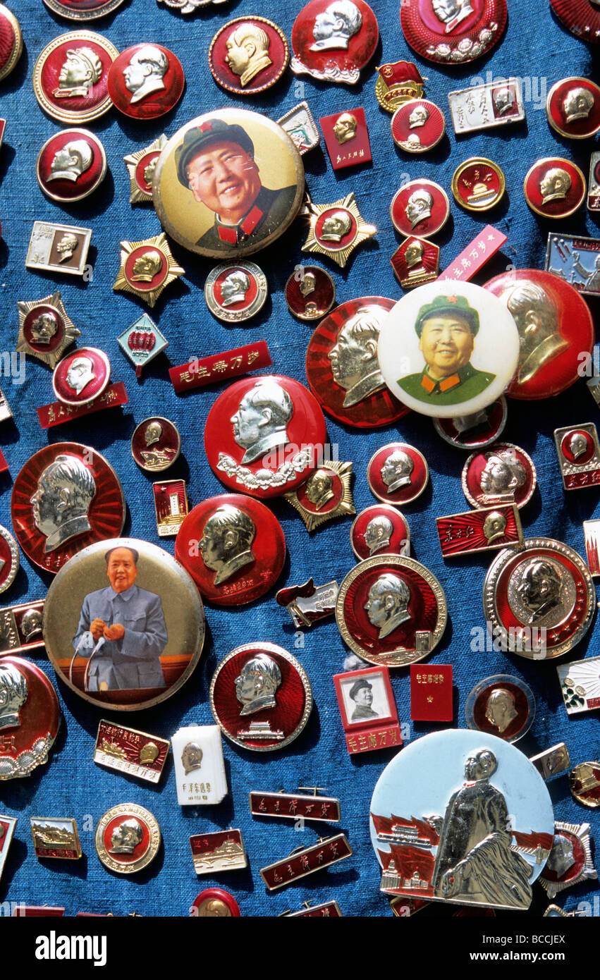 Propaganda badges hi-res stock photography and images - Alamy