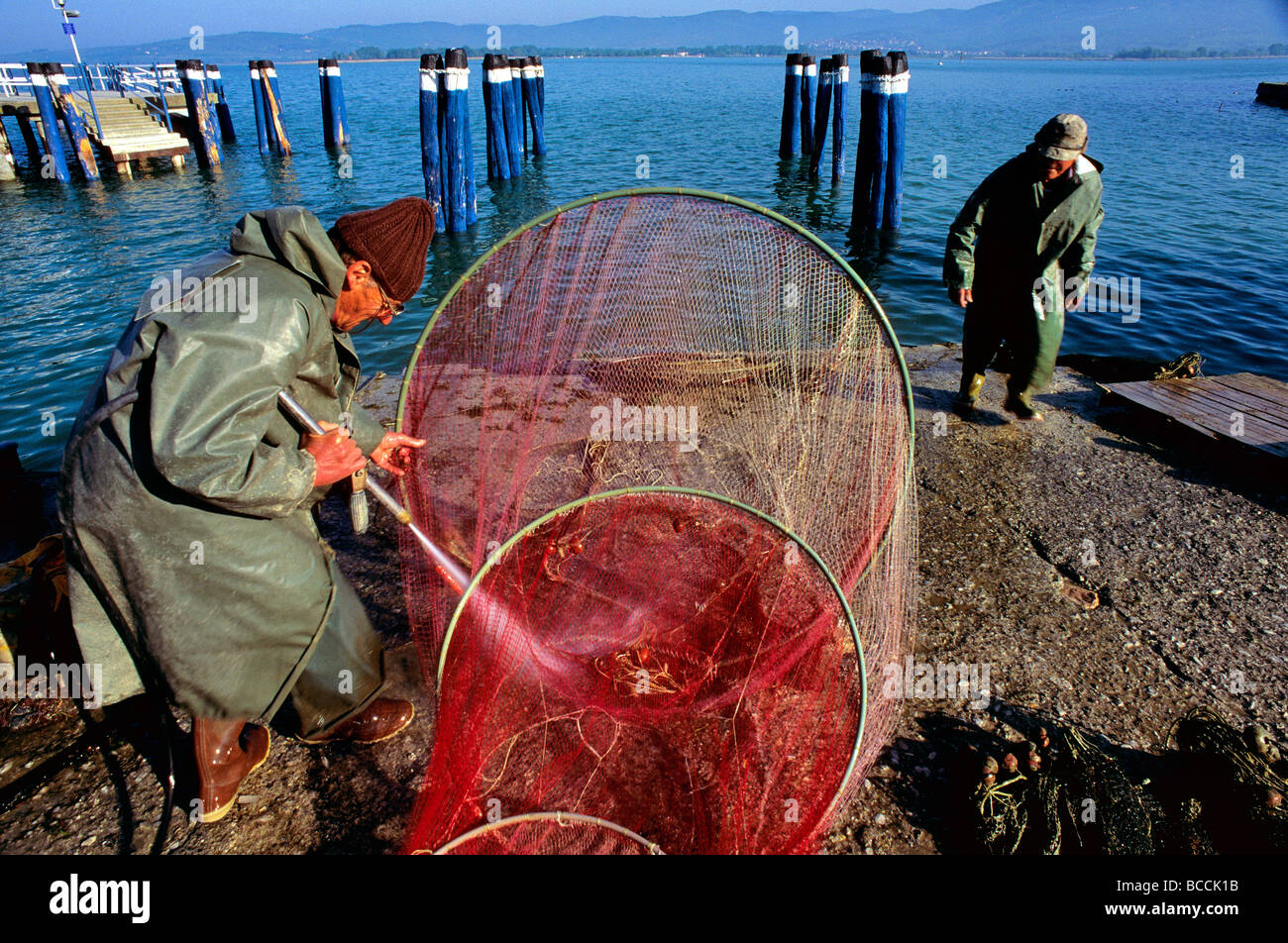 Washing fishing nets hi-res stock photography and images - Alamy