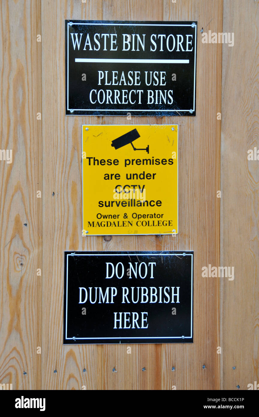Waste bin instruction Stock Photo - Alamy