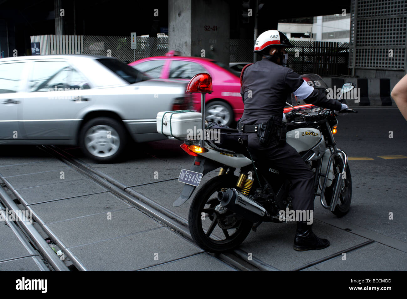 Thai policeman on The street , Bangkok ,Thailand Stock Photo - Alamy
