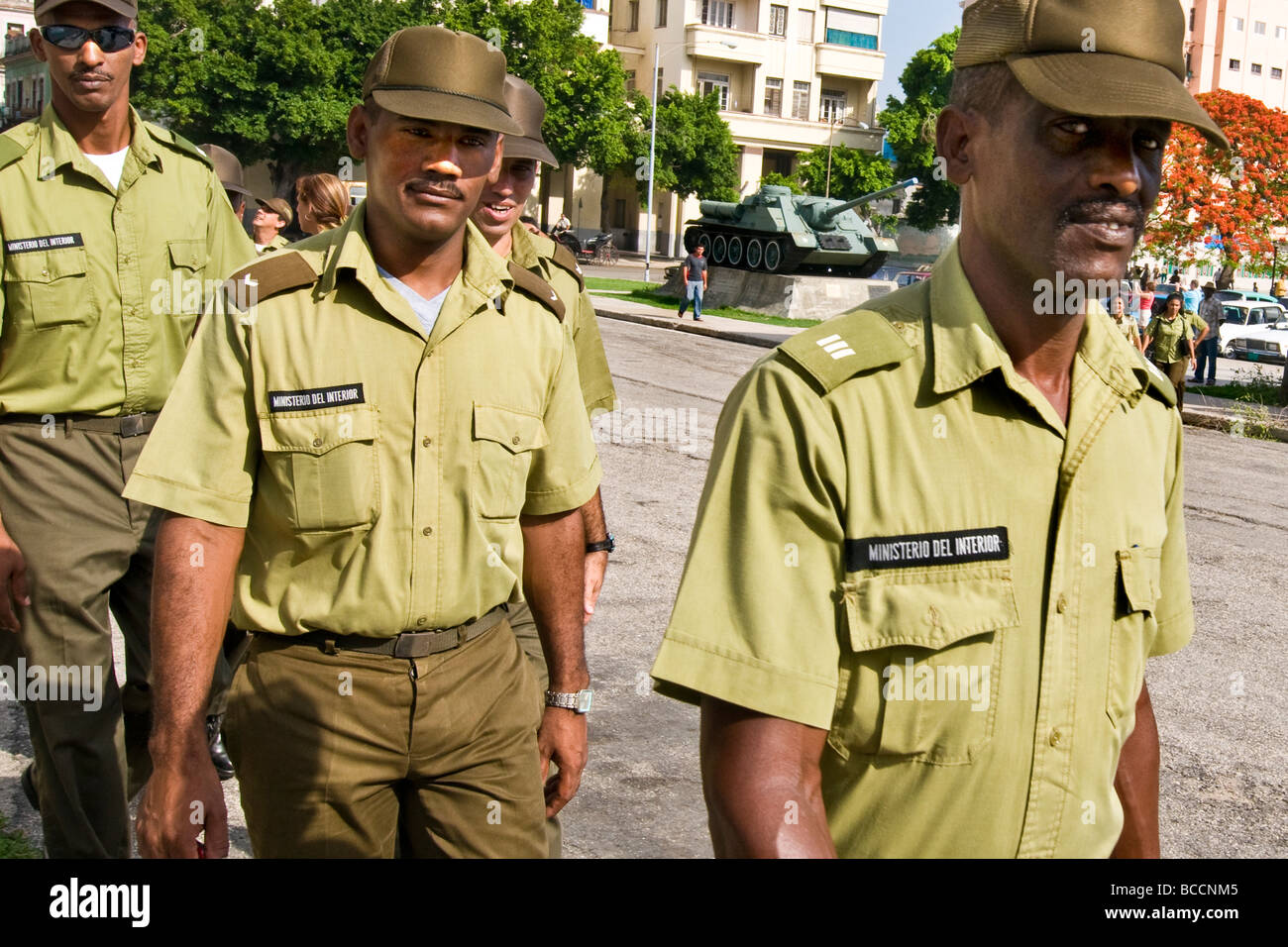 Cuban soldiers hi-res stock photography and images - Alamy