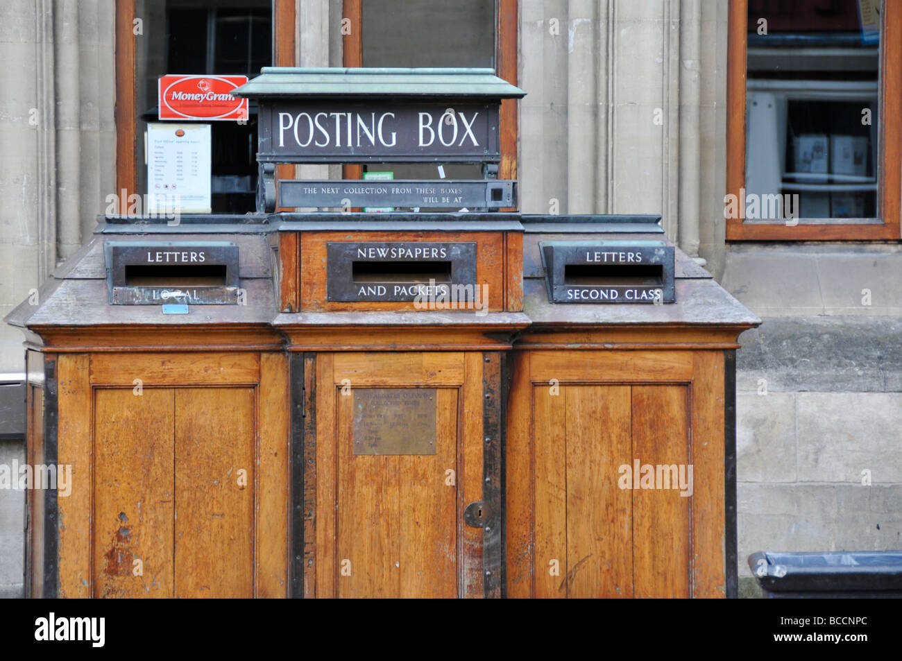 Old english post box hi-res stock photography and images - Alamy