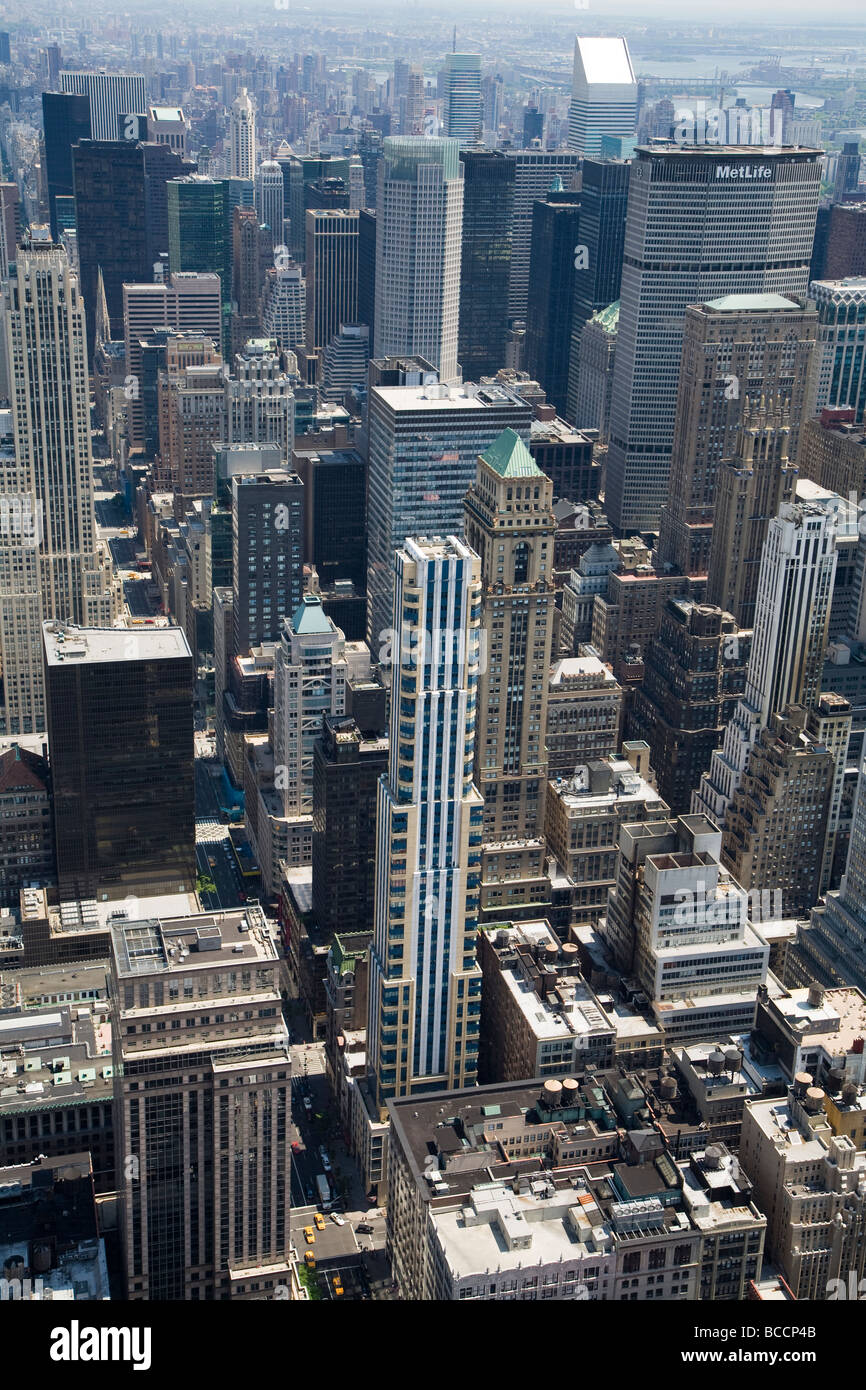 Aerial panoramic view over upper Manhattan from Empire State building ...