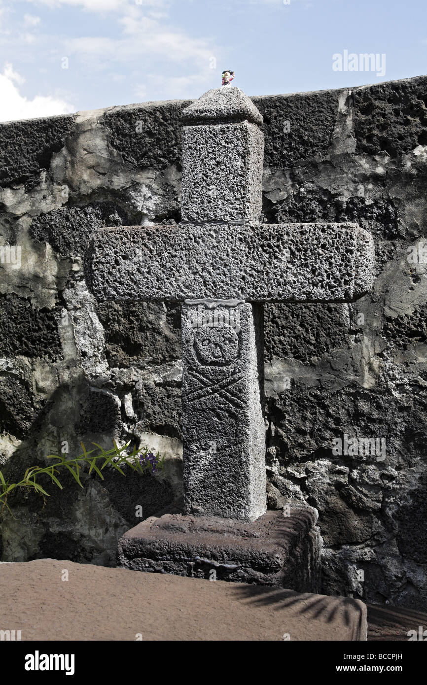 Grave of pirate La Buse Stock Photo - Alamy