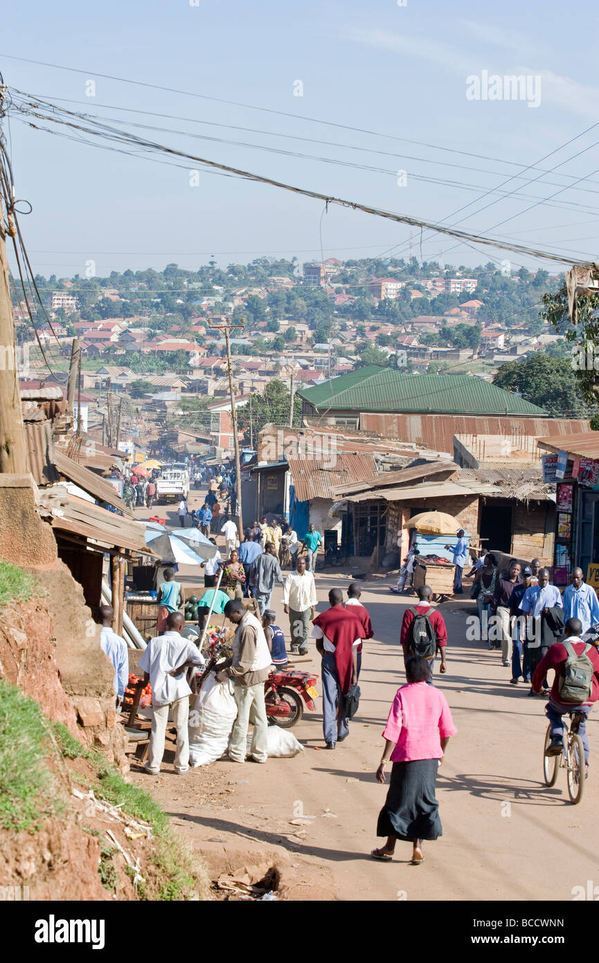 Kampala slum hi-res stock photography and images - Alamy