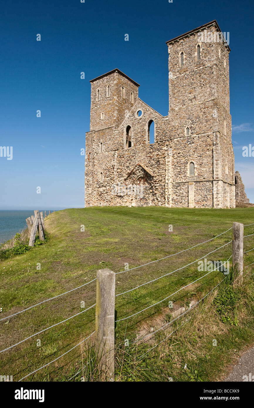 Reculver roman fort towers hi-res stock photography and images - Alamy
