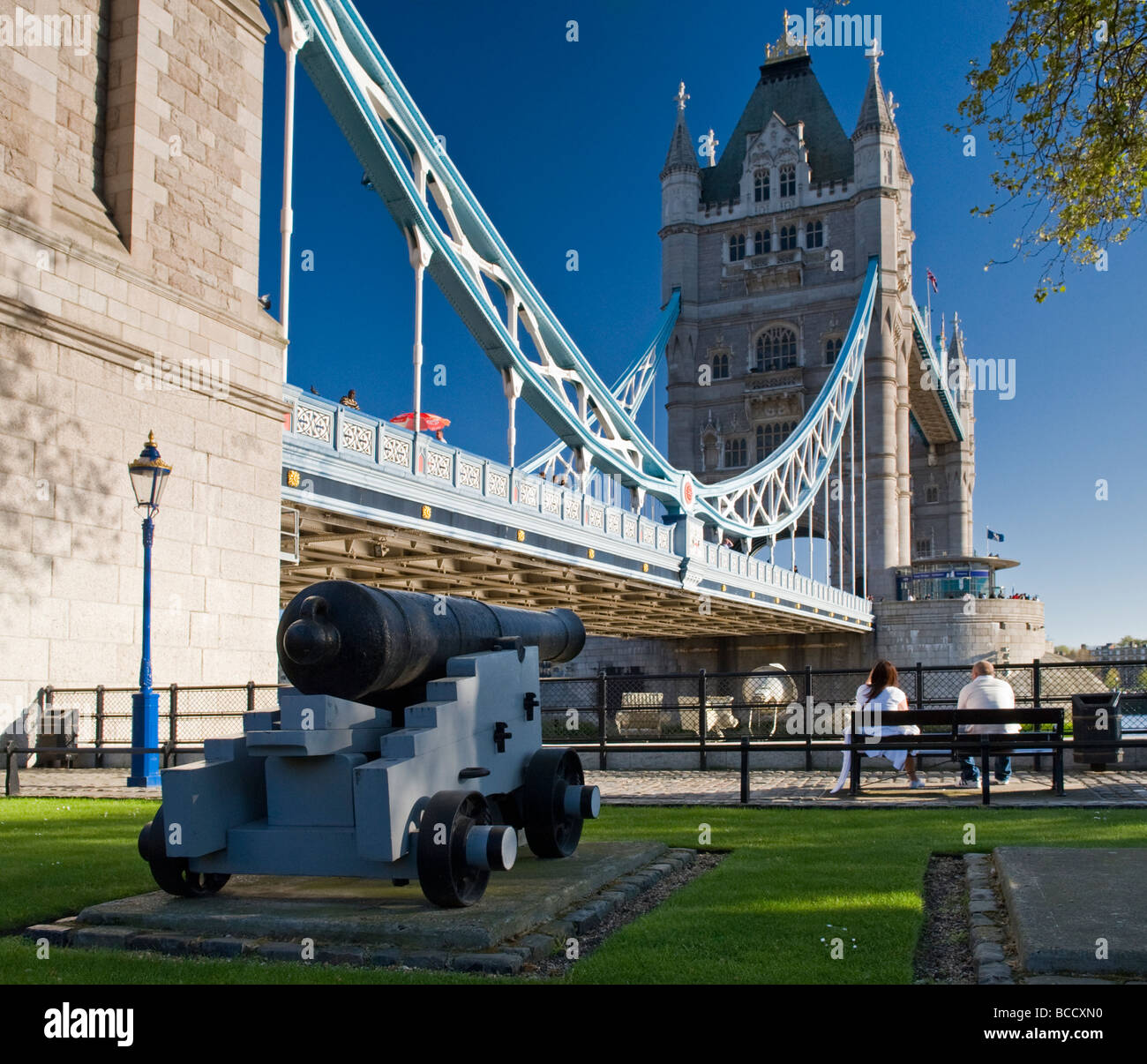 Tower bridge london river thames landmark history hi-res stock ...