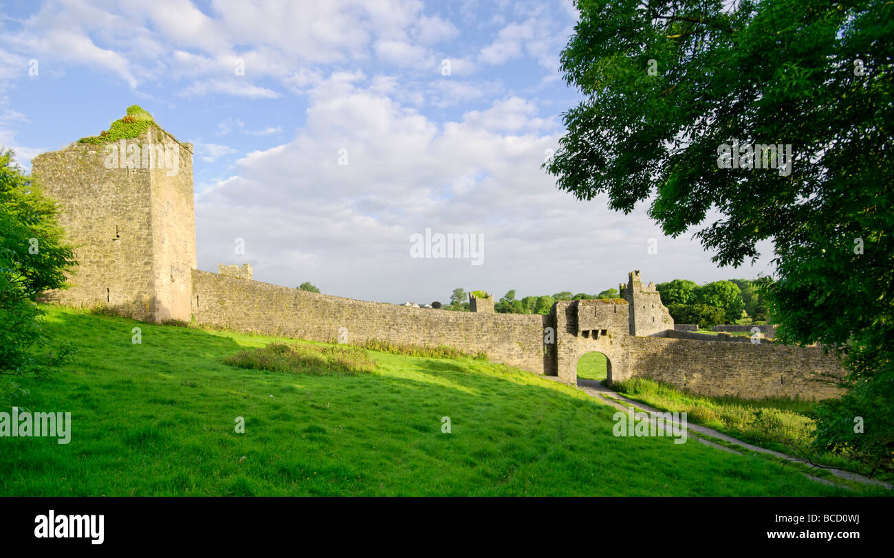 Kells monastery ireland hi-res stock photography and images - Alamy