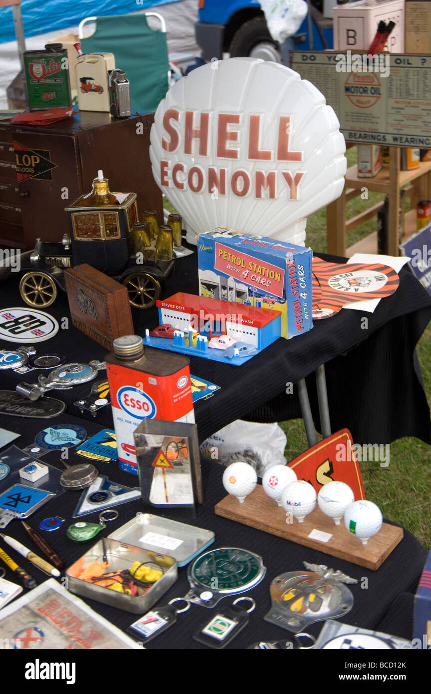 Rumage hi-res stock photography and images - Alamy