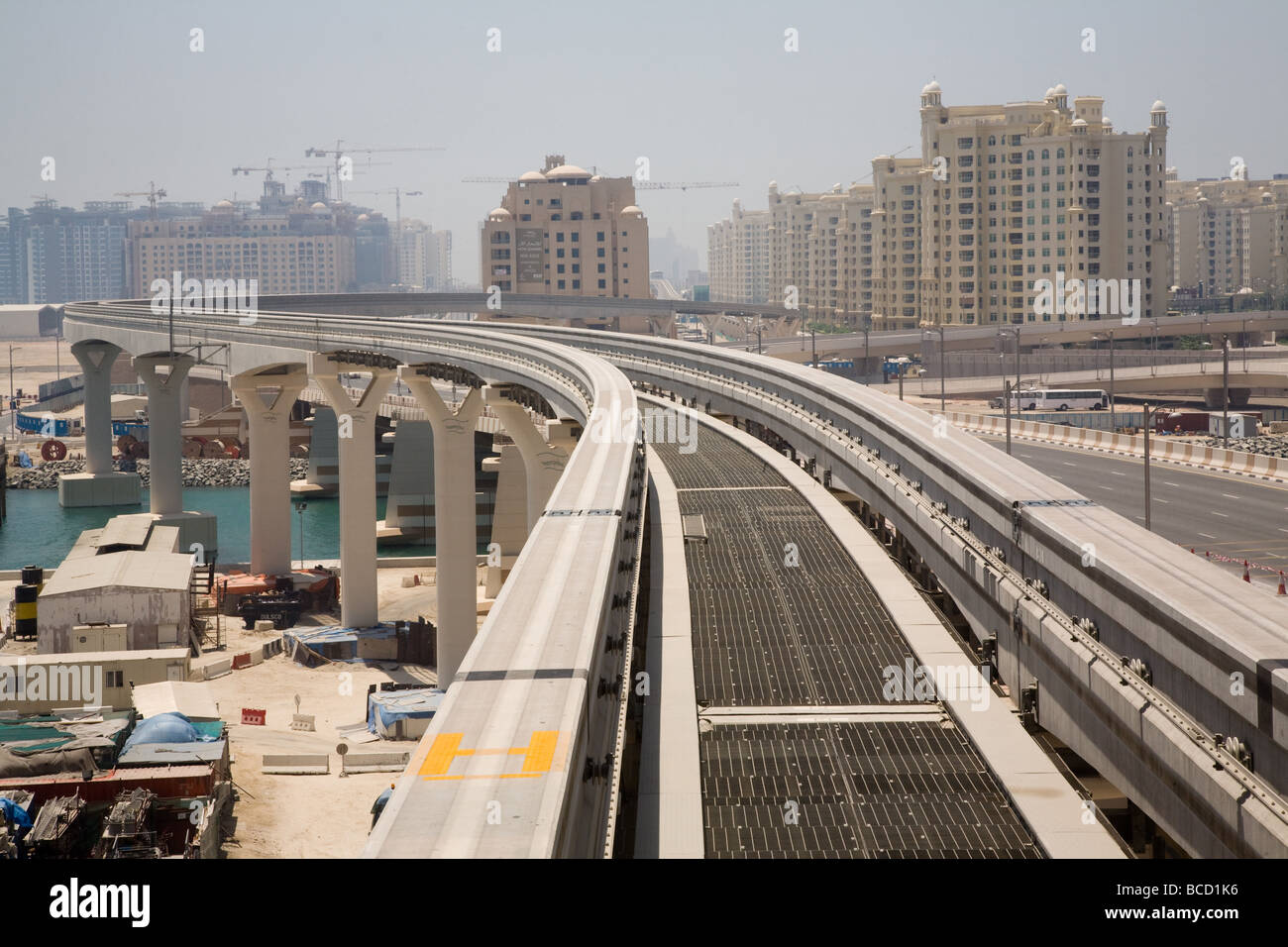 Dubai Palm Jumeirah Monorail Train and Track UAE Stock Photo - Alamy