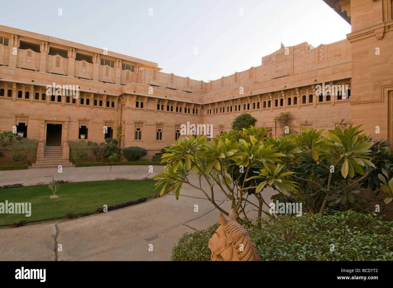 Umed Bhawan Palace, Gardens, Building, Interiors and Exteriors,built of ...