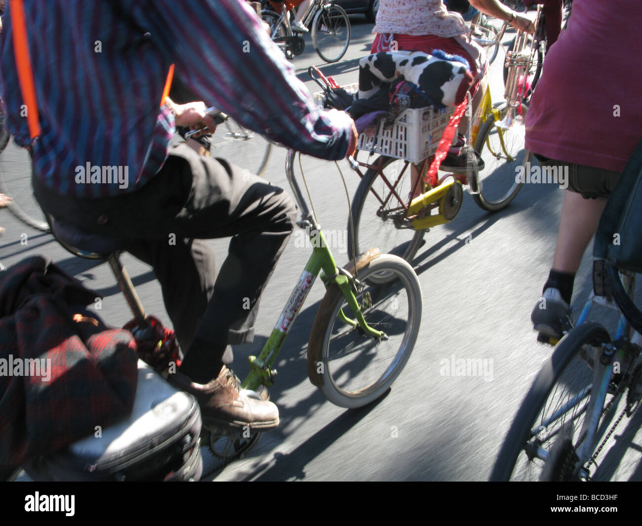 Bike bikes bicycles bicycle cycle cycles wheels tyres tires street hi ...